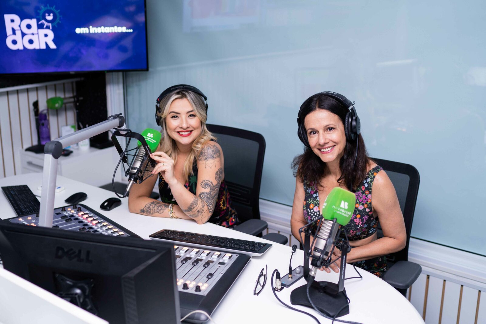 Lorena Calábria é a nova apresentadora do Radar Novabrasil; saiba mais