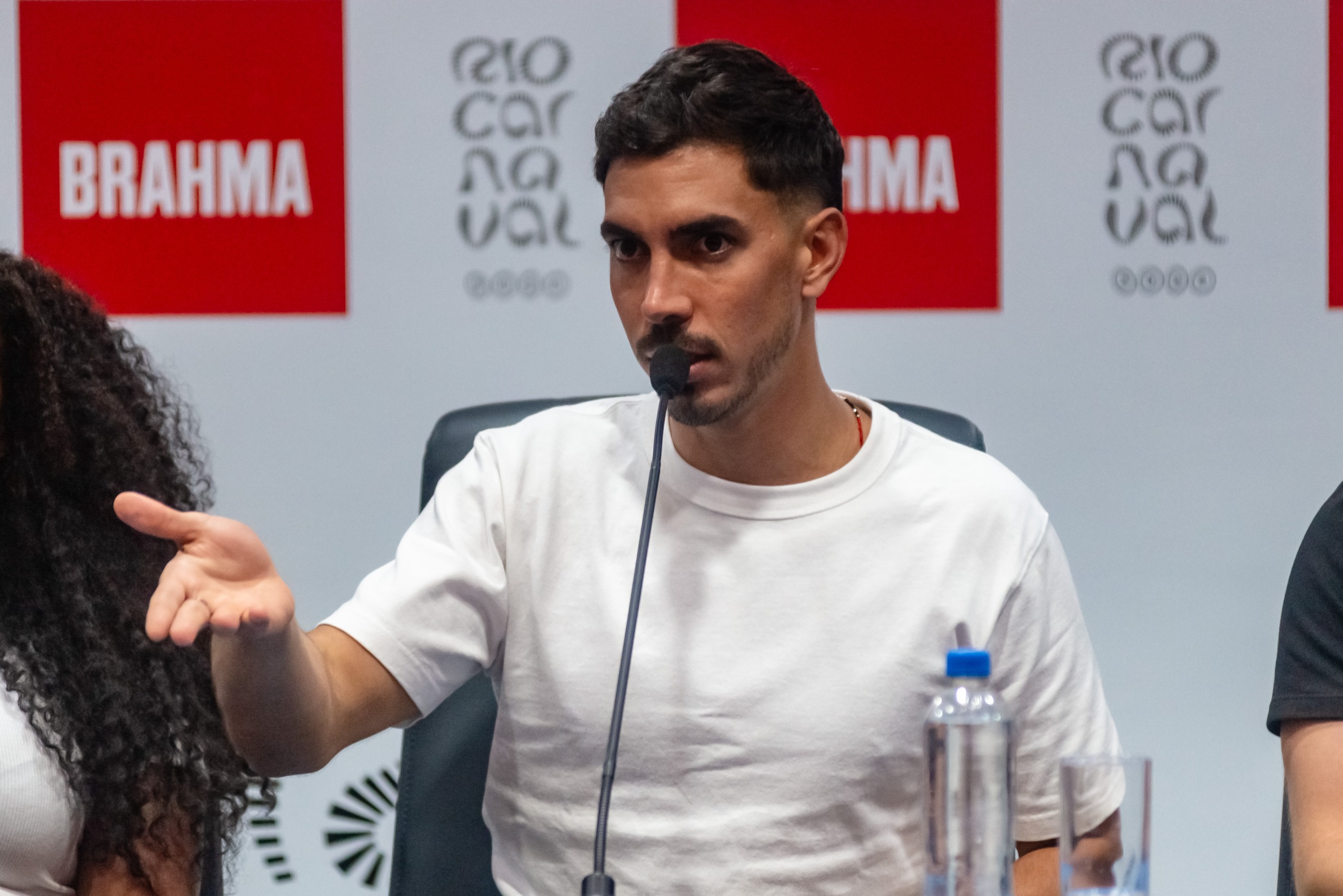 Gabriel David, presidente mais jovem da história da Liesa toma posse no ...