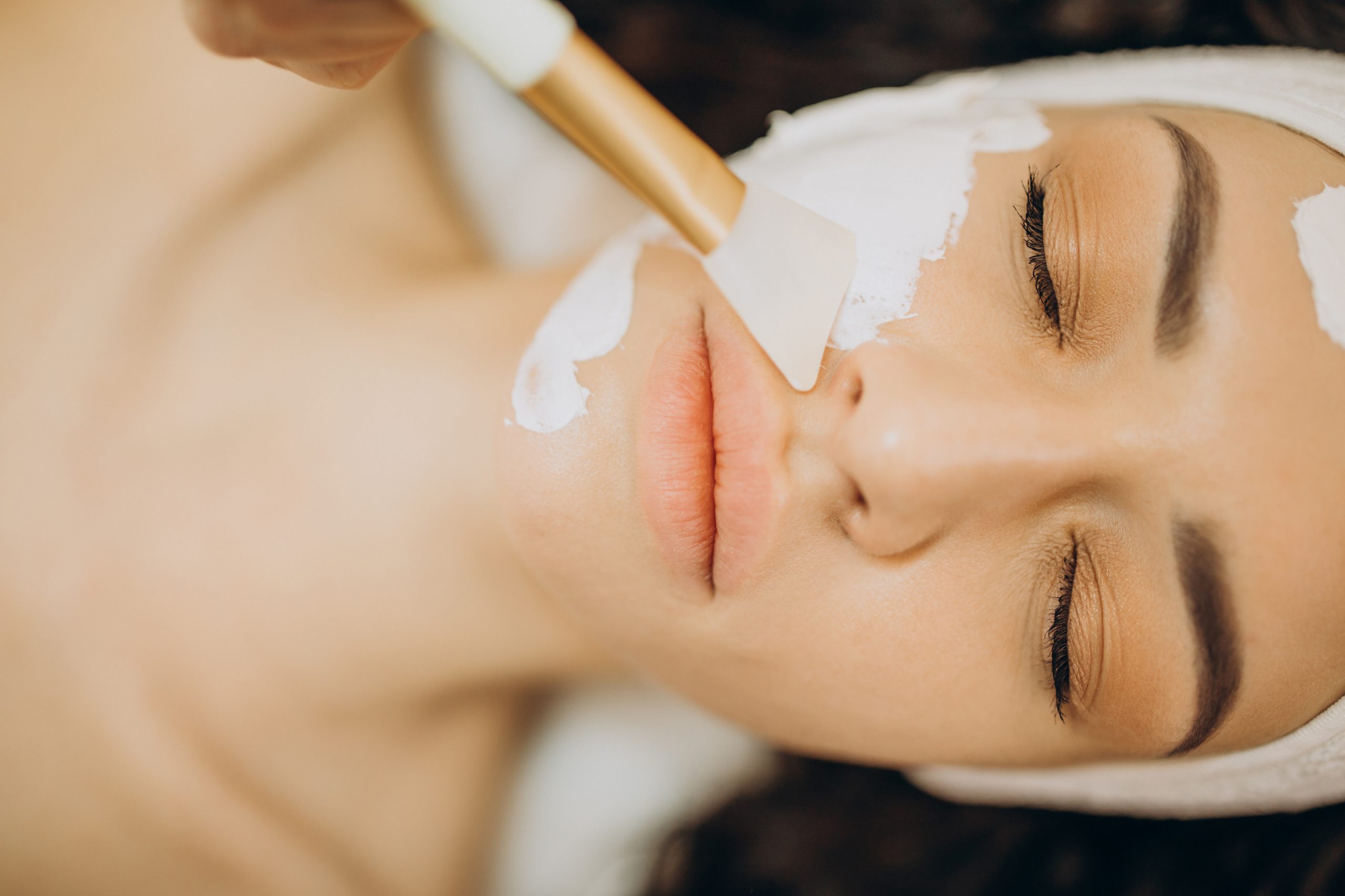 Peeling de fenol: colunista da Novabrasil explica os cuidados com o ...