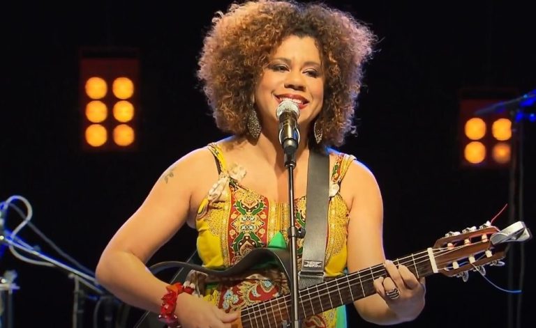 Sem álbum solo desde 2017, Ana Costa lança disco inédito nesta sexta ...