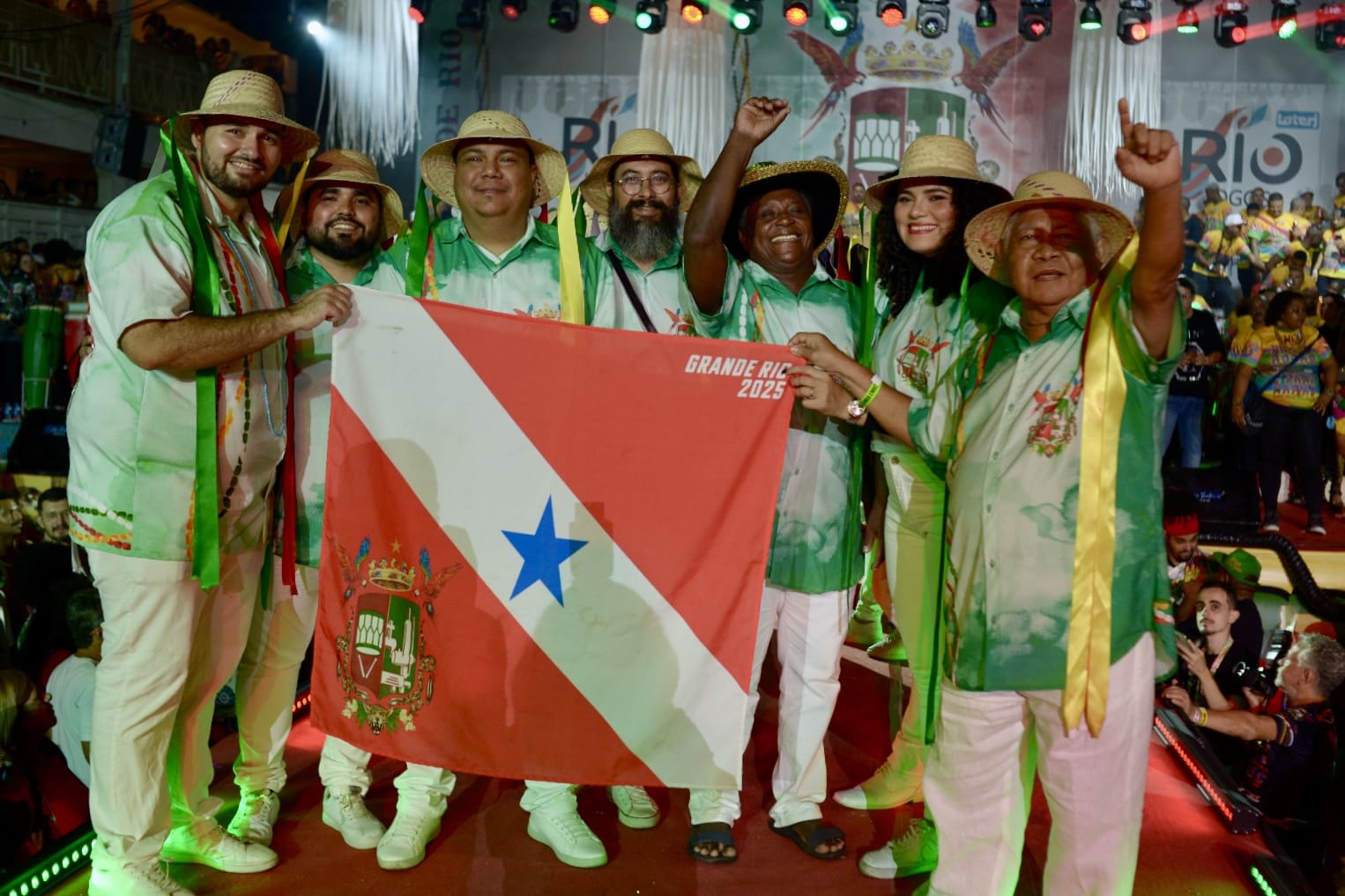 Samba de Mestre Damasceno é o grande campeão na Grande Rio - Novabrasil