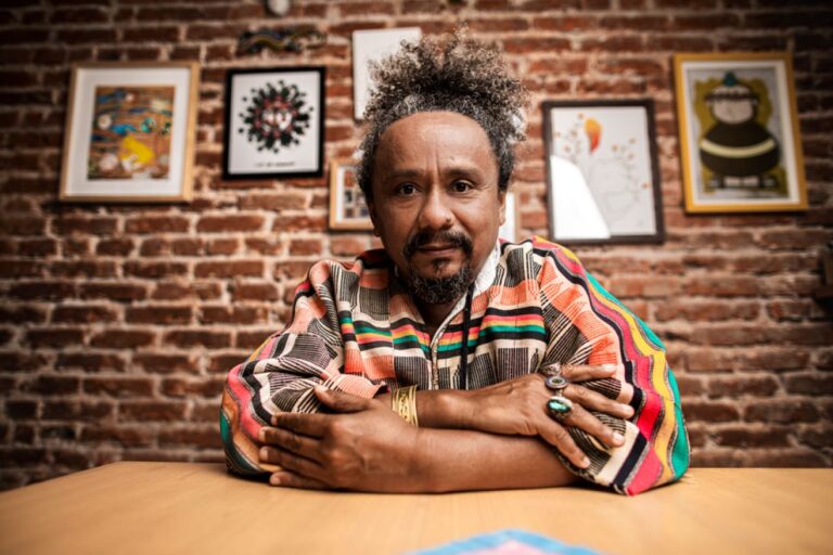 História da música "Mama África", de Chico César - Novabrasil