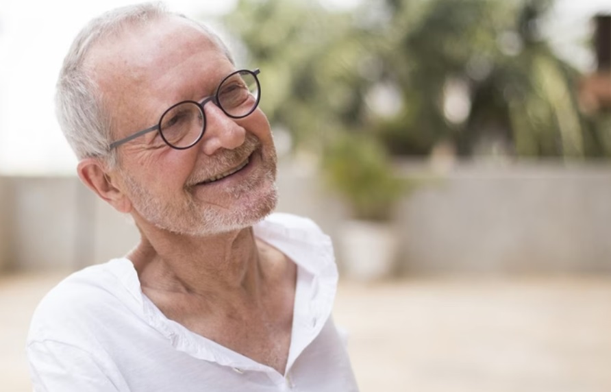 Chico Chico: saiba mais sobre a carreira do filho de Cássia Éller